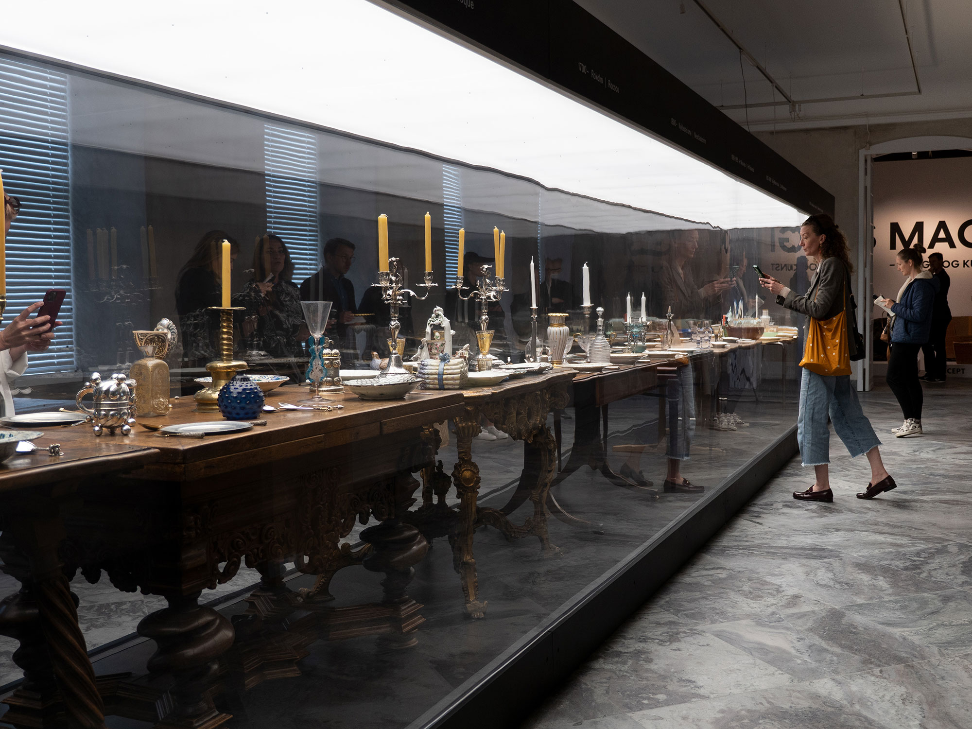 PRESSERUM - BORD, DÆK DIG! - Designmuseum Danmark