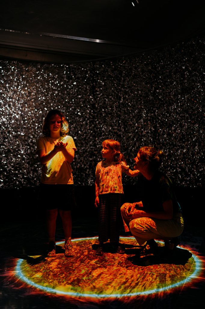 PRESSERUM - THE FUTURE IS PRESENT - Designmuseum Danmark